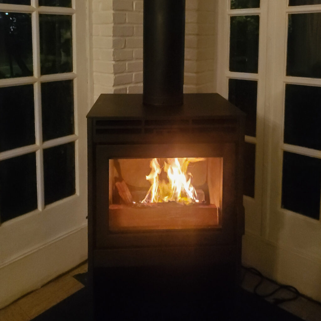 Supreme Fusion 18 Wood Stove Fireplaces & Stoves MD